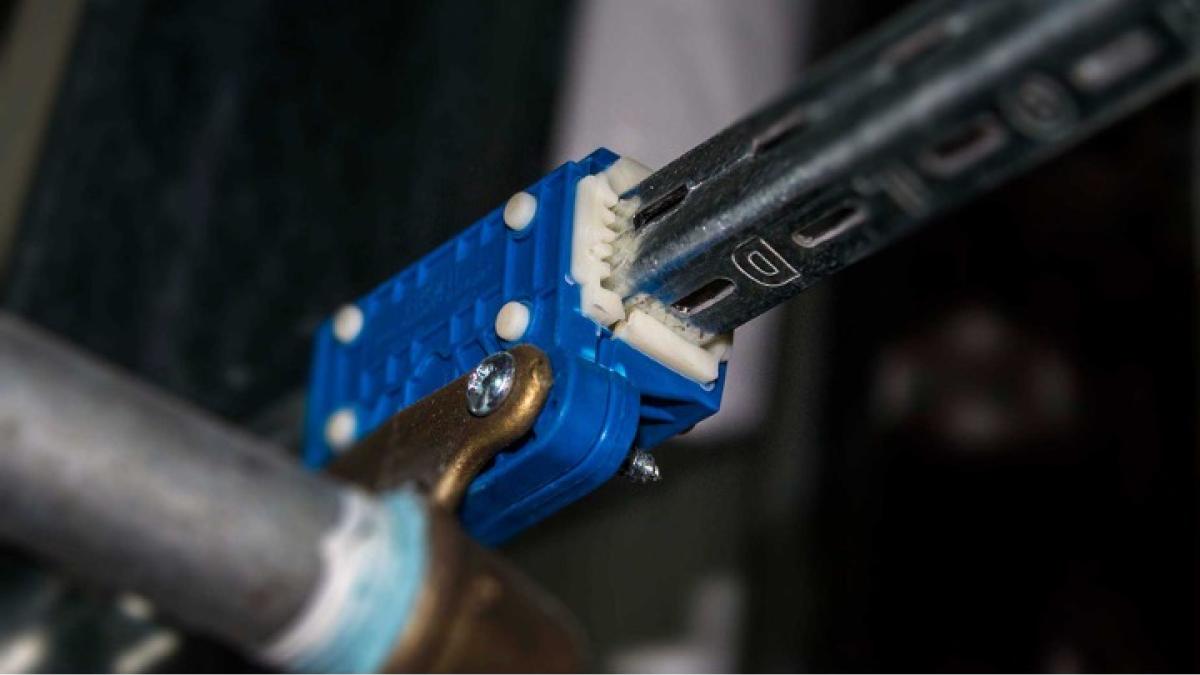 Acoustic Isolation: Pipe Isolation Supports, Hangers & Clamps ǀ HoldRite